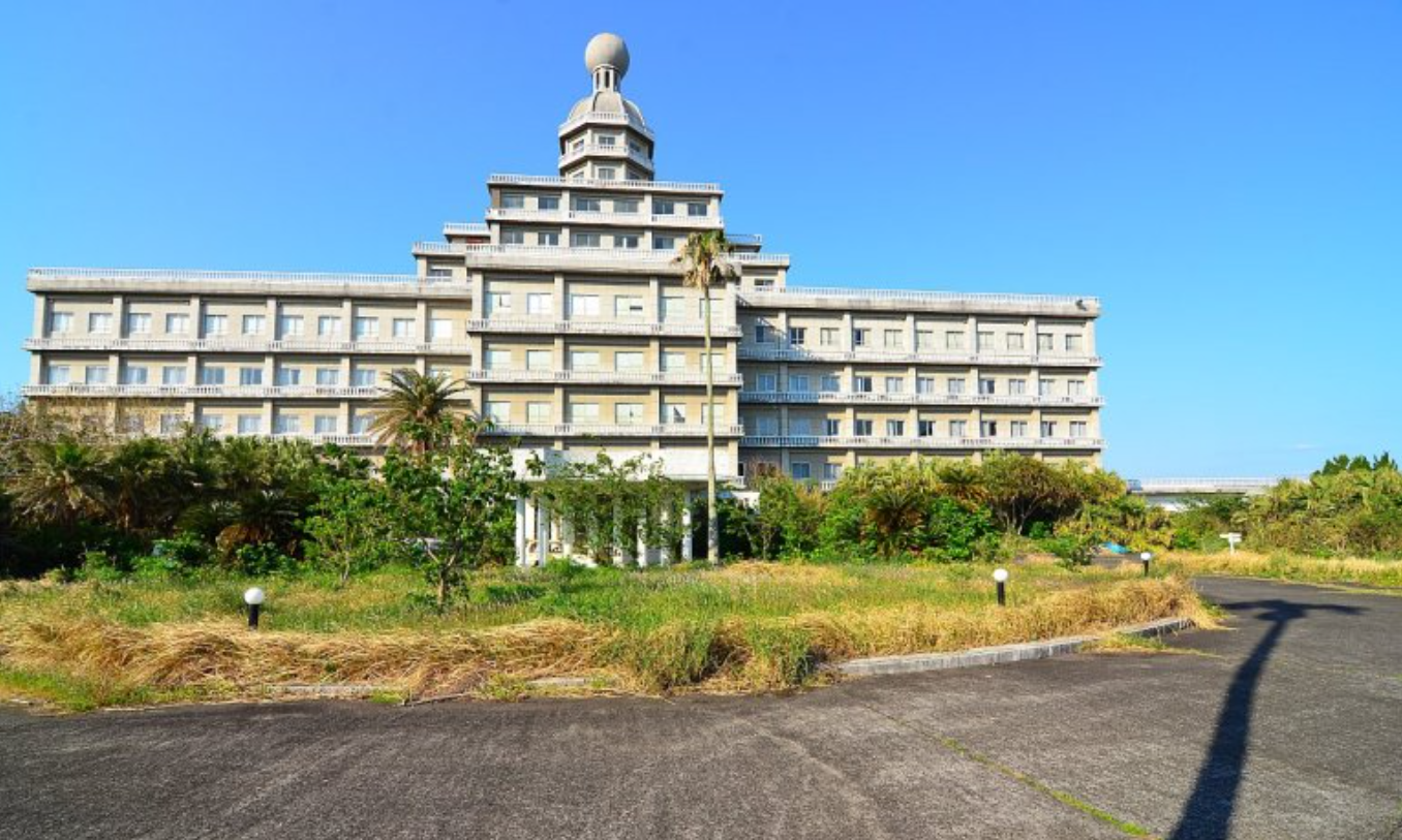 The Hachijo Royal Hotel, Japan – Favourite Haunts